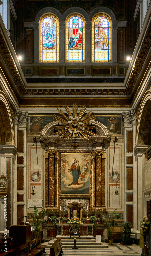 Side chapel of the Basilica del Sacro Cuore di Gesù, renaissance ...