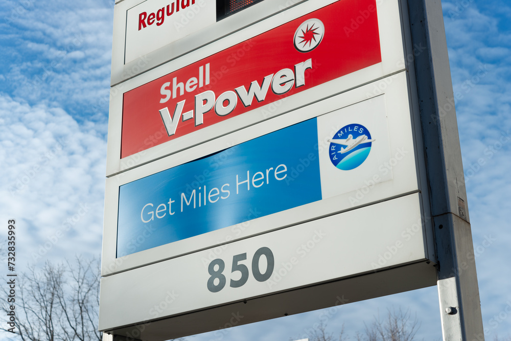 exterior pylon sign for a Shell gas station located at 850 Roselawn ...