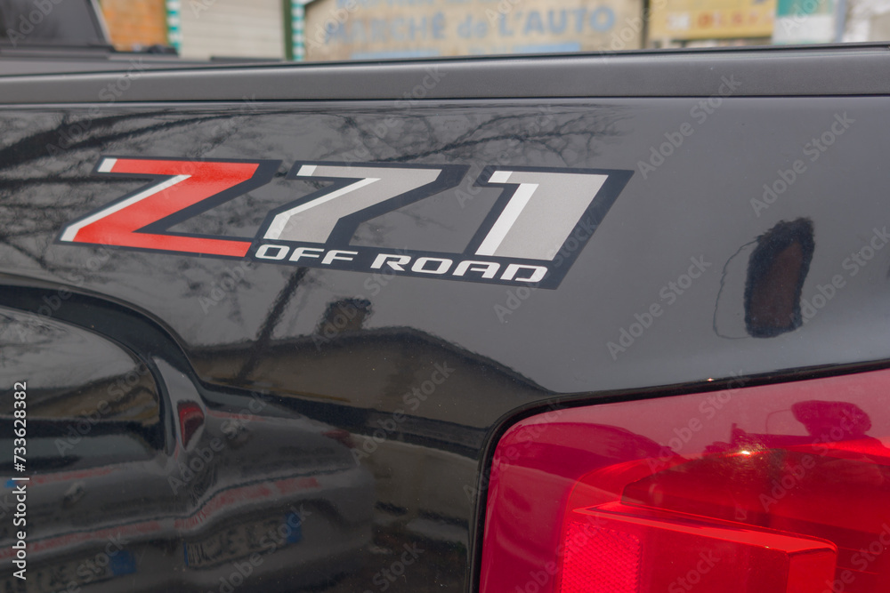 Chevrolet silverado z71 off road car sign logo and text brand rear of ...