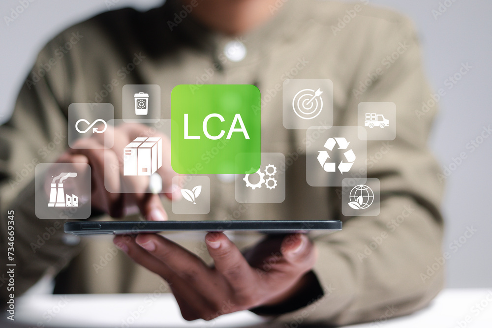 Foto Stock LCA or Life cycle assessment. Person use tablet with LCA ...