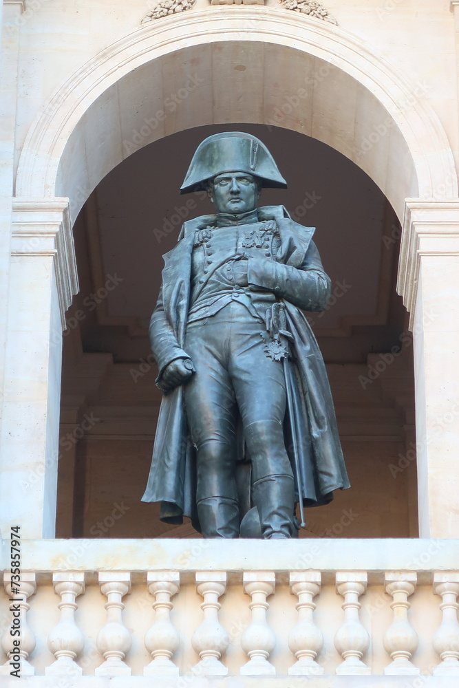 Statue de Napoléon 1er (Napoleon Bonaparte), célèbre empereur français ...