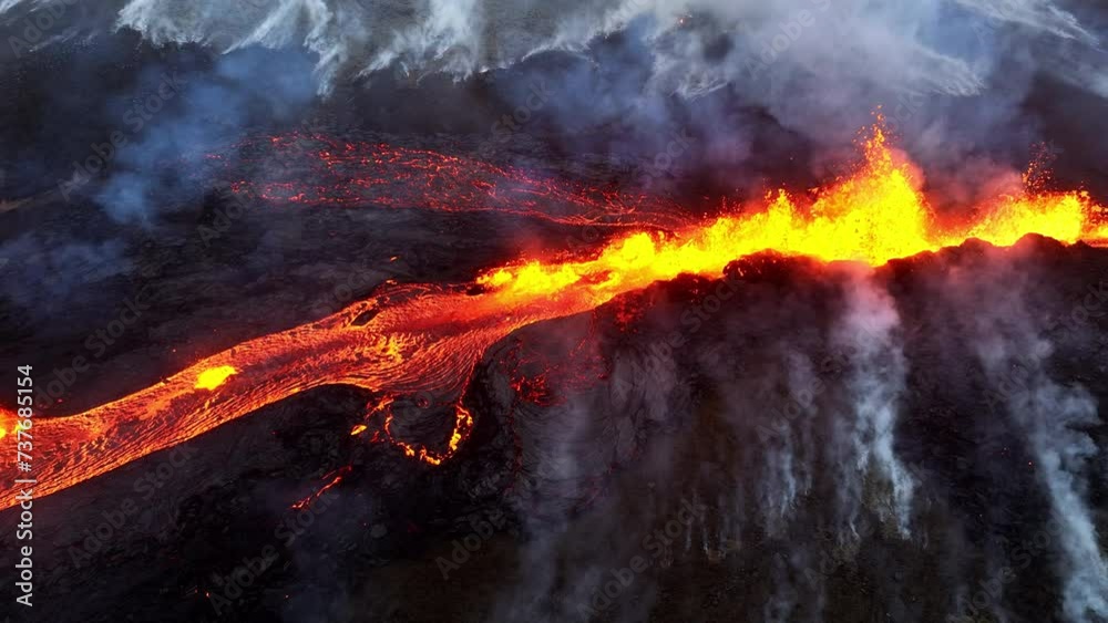 Dramatic volcanic eruption of the Litli Hrutur volcano in Reykjanes ...