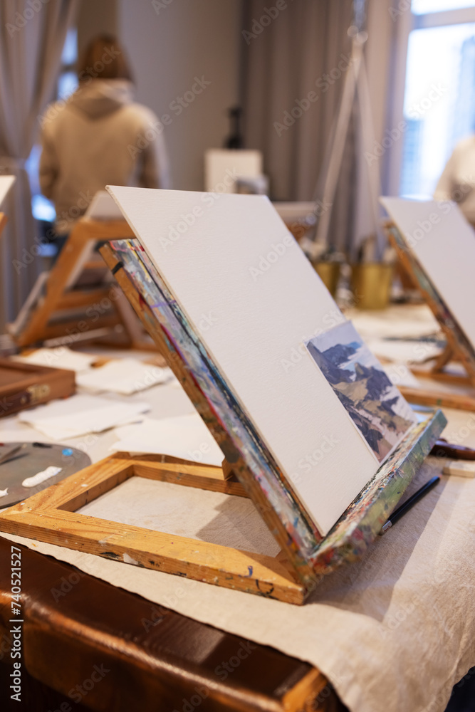 Tablet, sheet for master class on drawing with palette knife Stock ...