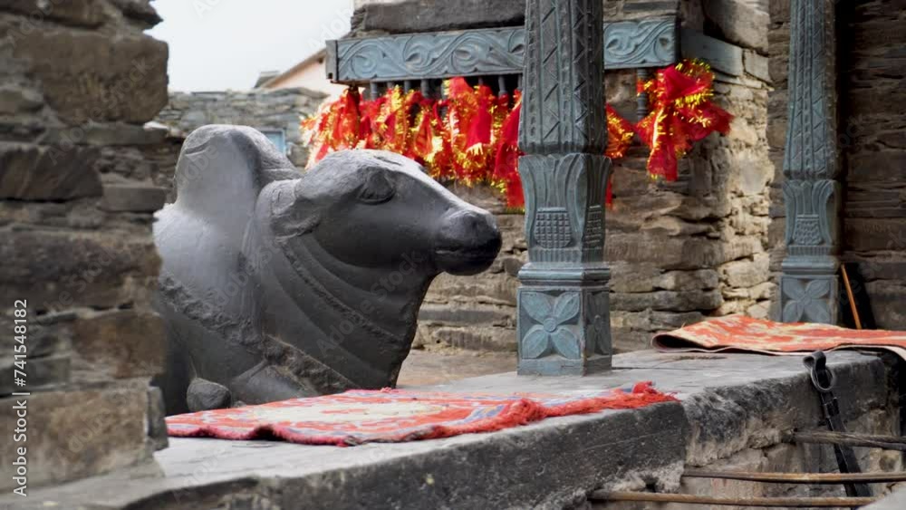 Lakhamandal. Temple Exterior. Stone Nandi Bull Sculptor and Shiva ...