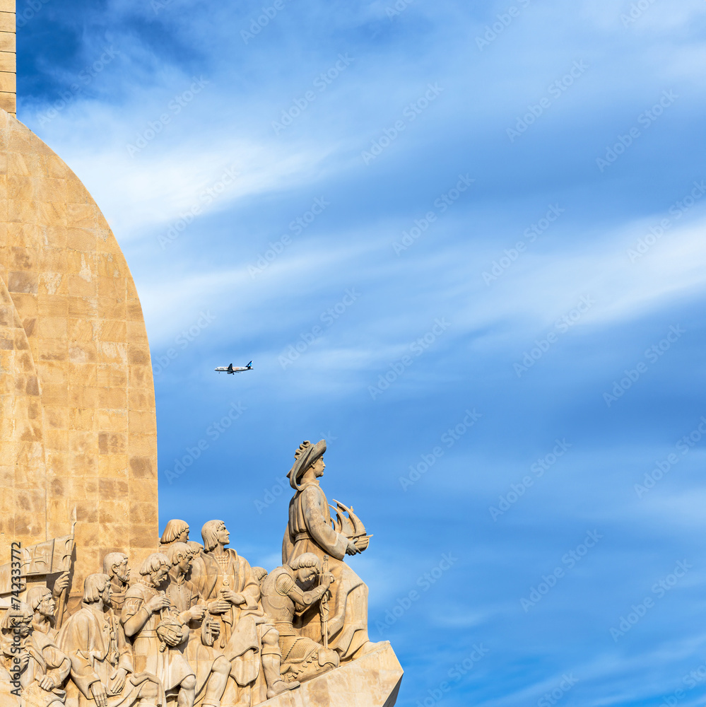 :Limestone Monument to the Discoveries, with Henry the Navigator ...