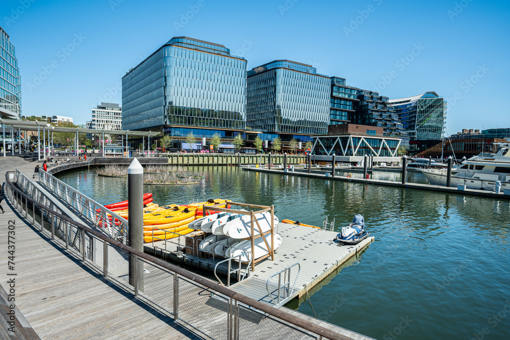 WASHINGTON D.C., USA - April 9, 2023 : Kayaks and paddleboards rental ...