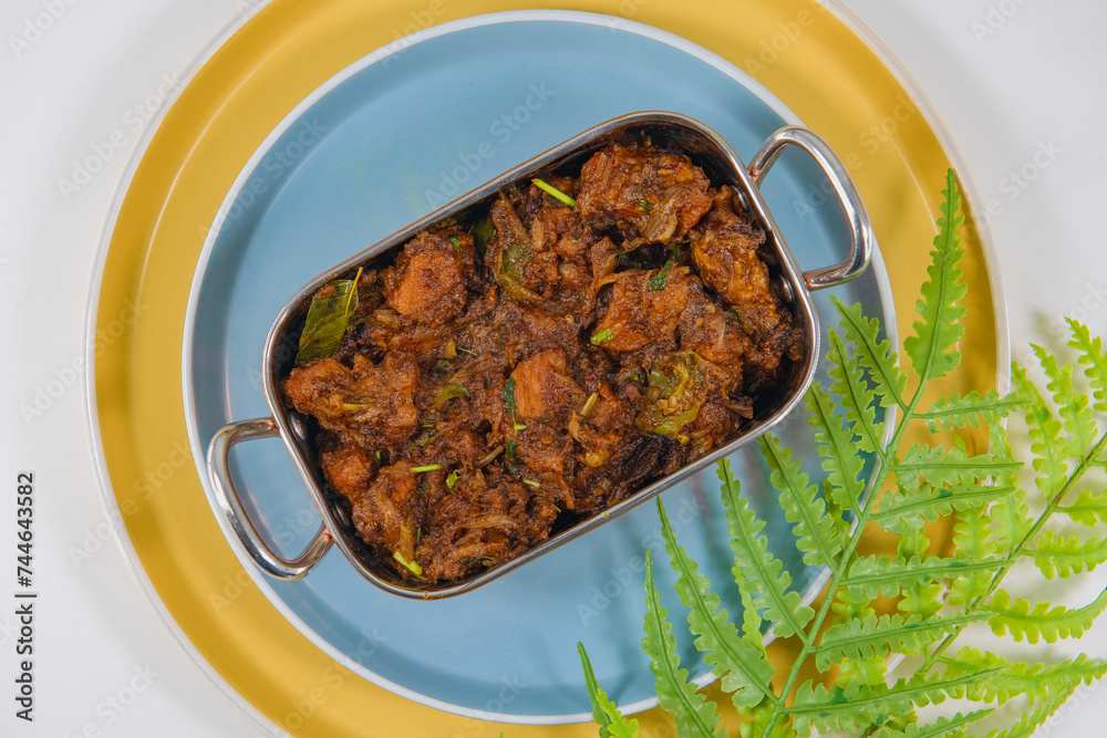 Sukha mutton or chicken, dry spicy Murgh or goat meat served hot ...