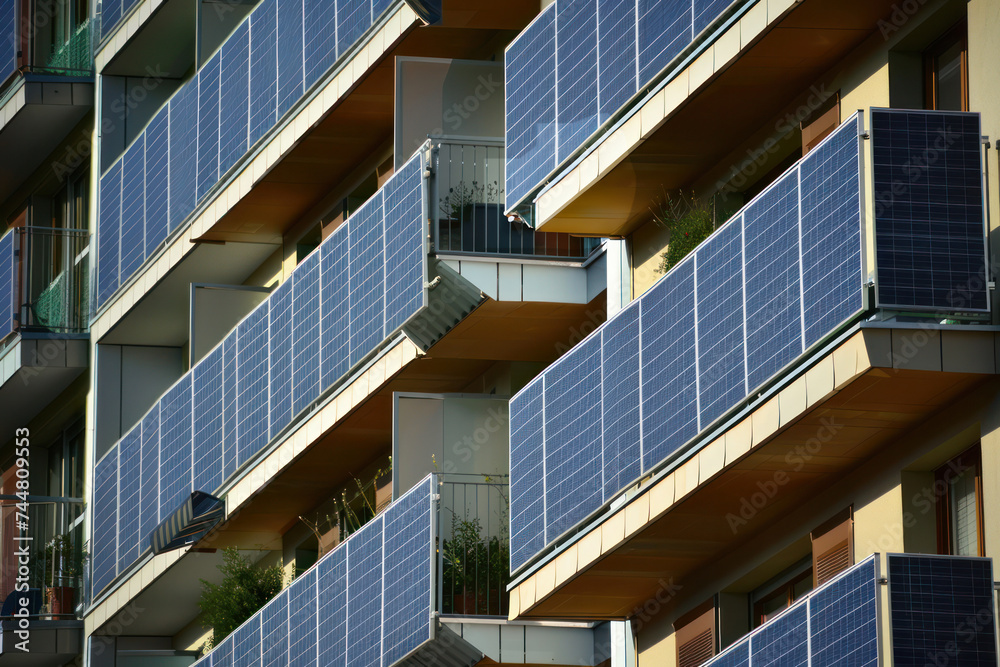 Foto de Urban Eco-Living, Solar Panels on Apartment Balcony Railings ...
