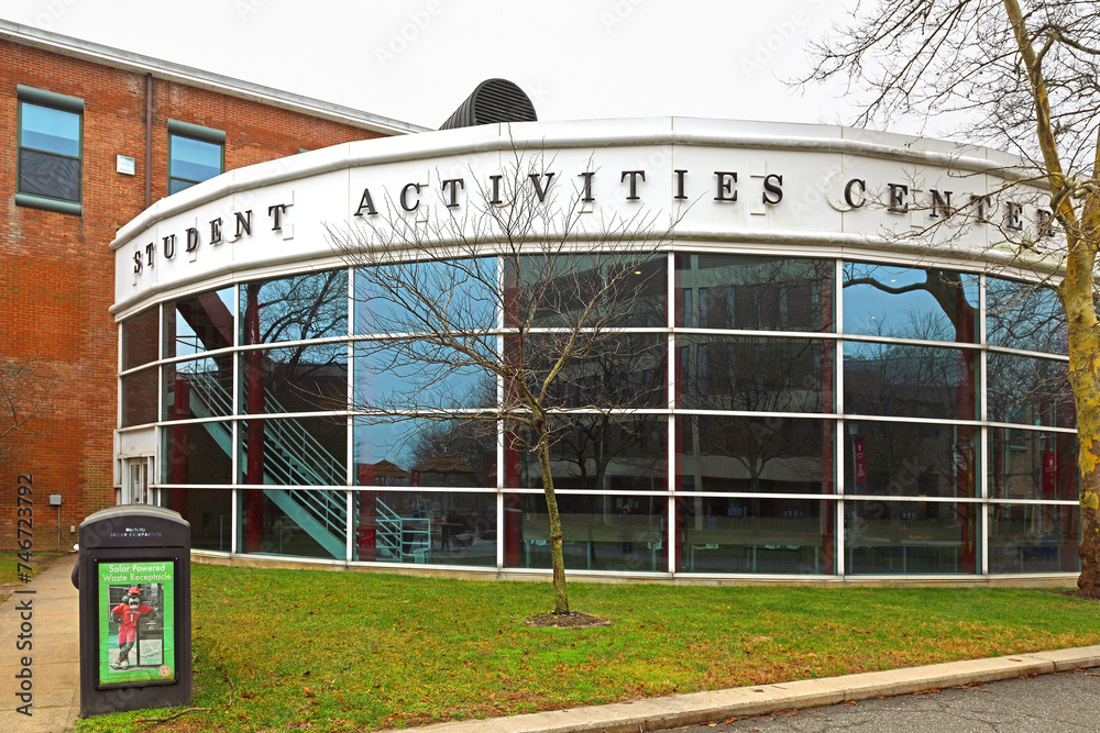 Student Activities Center (SAC), student center on Academic Mall at ...