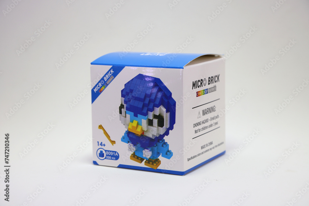 Toys to build with Micro Brick brand mini blocks a penguin. Block game ...