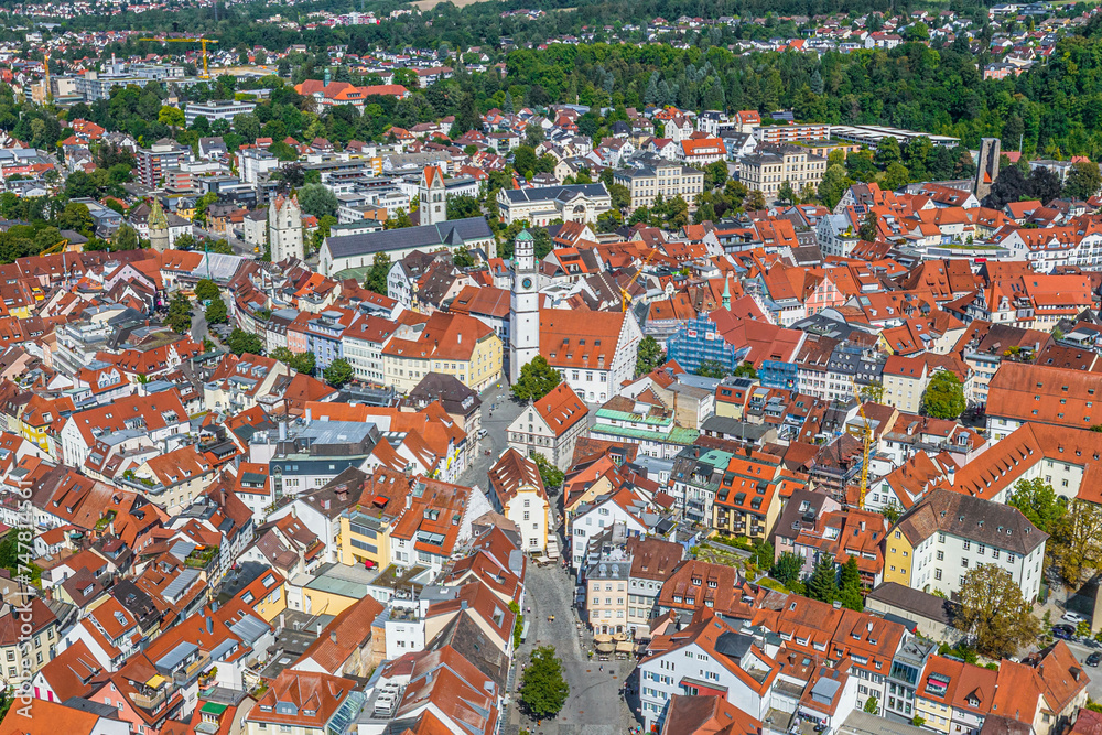 Die ehemalige Reichsstadt Ravensburg im Schussental in Oberschwaben von ...