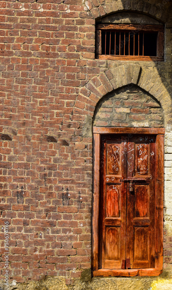 Foto de Buildings built during Mughal rule, Old buildings in the ...