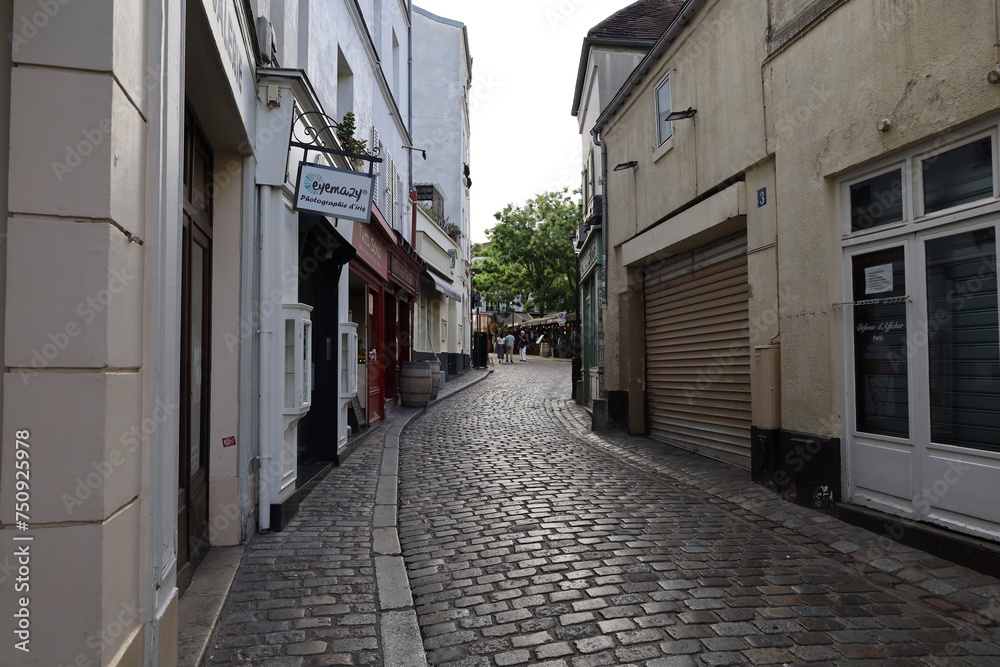 paris france 05 05 2023 : touristic lifestyle on the Butte Montmartre ...