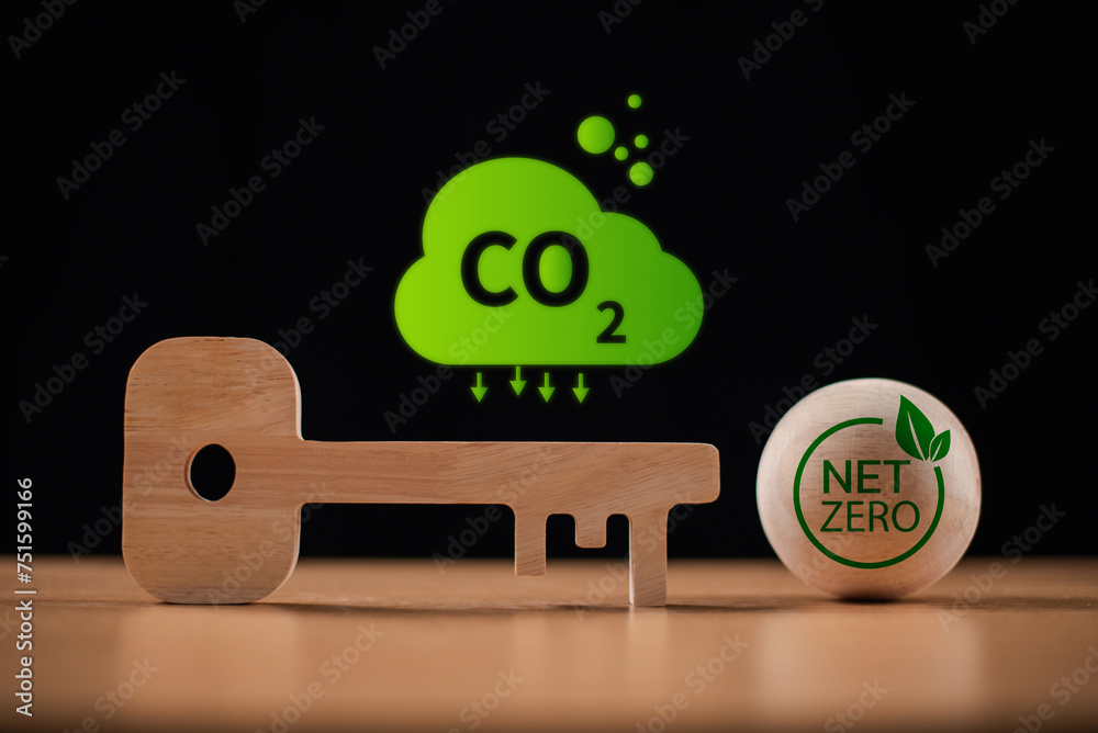 Key success green business concept. Key strategy idea, CO2 carbon ...
