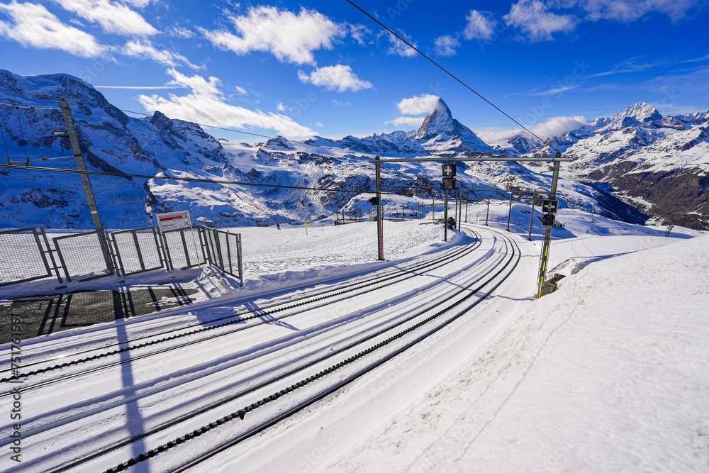 Snowy cogwheel railroad equipped with a rack rail using the Abt system ...