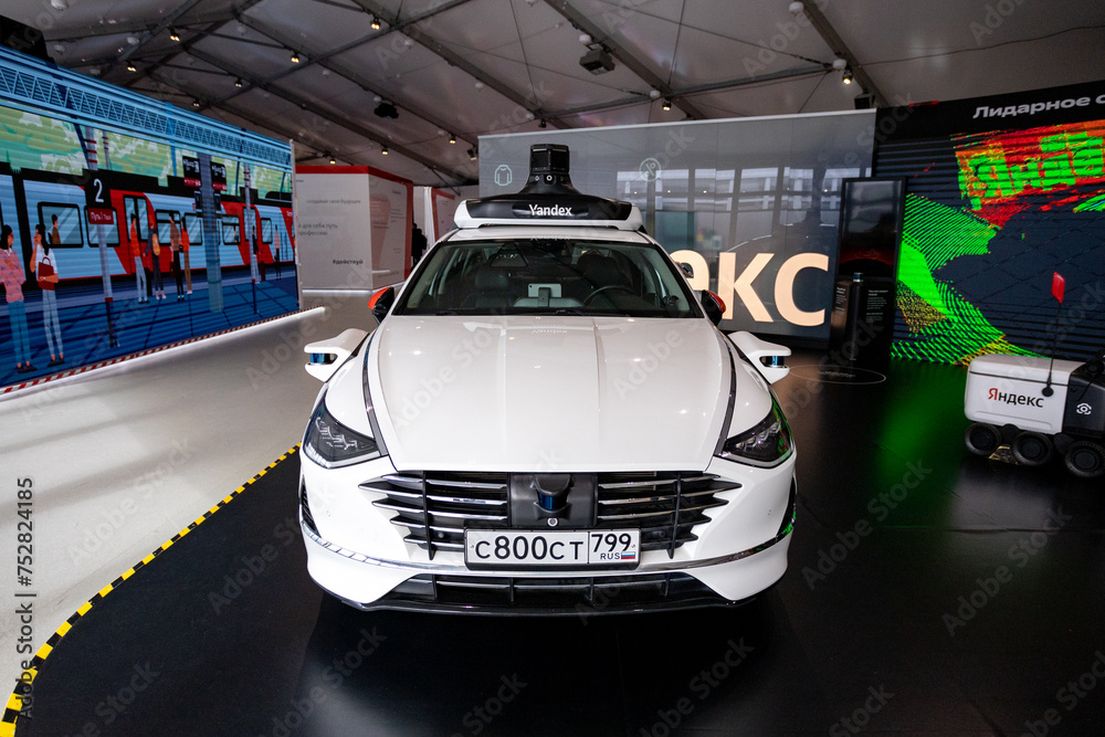 Yandex self driving car, the Russian technology company Hyundai Sonata ...