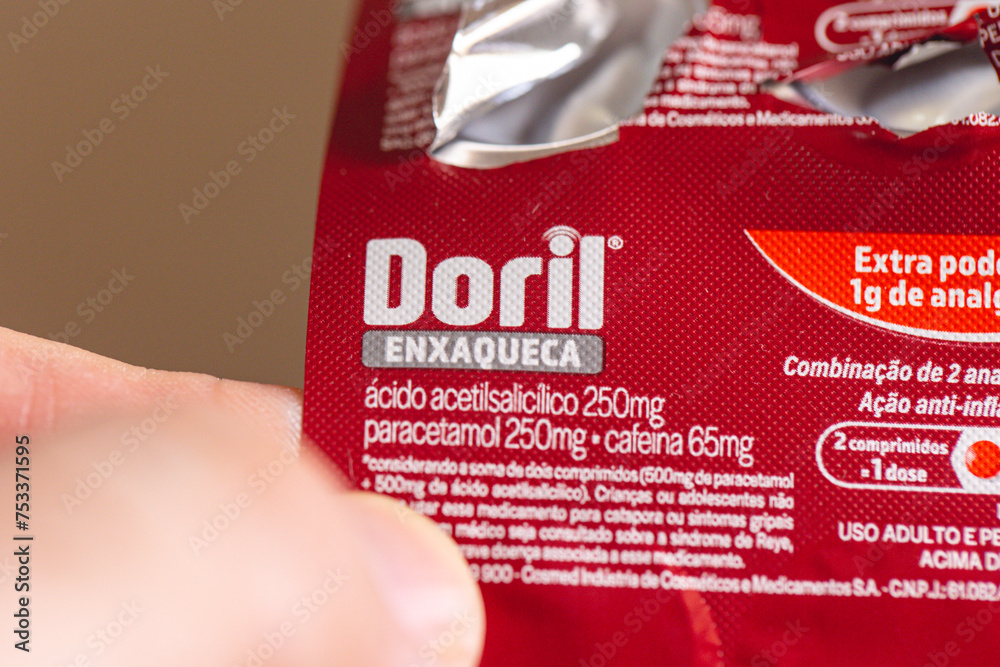 Medicamento Doril para enxaqueca. Remédio, Dor de cabeça, Ácido ...