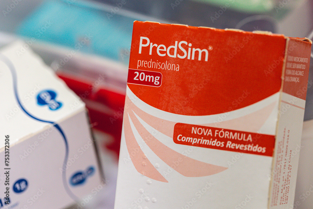 Medicamento Predsim. Remédio, Prednisolona, Anti-inflamatório. Brasil ...