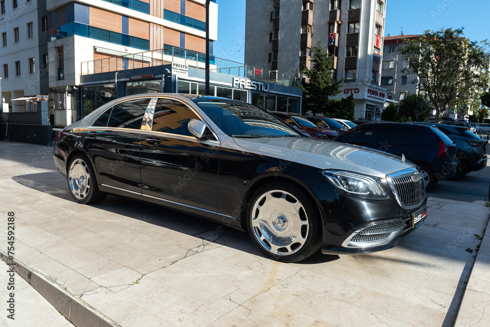 ISTANBUL, TURKEY - NOVEMBER 12, 2023: The New Mercedes S-Class Maybach ...