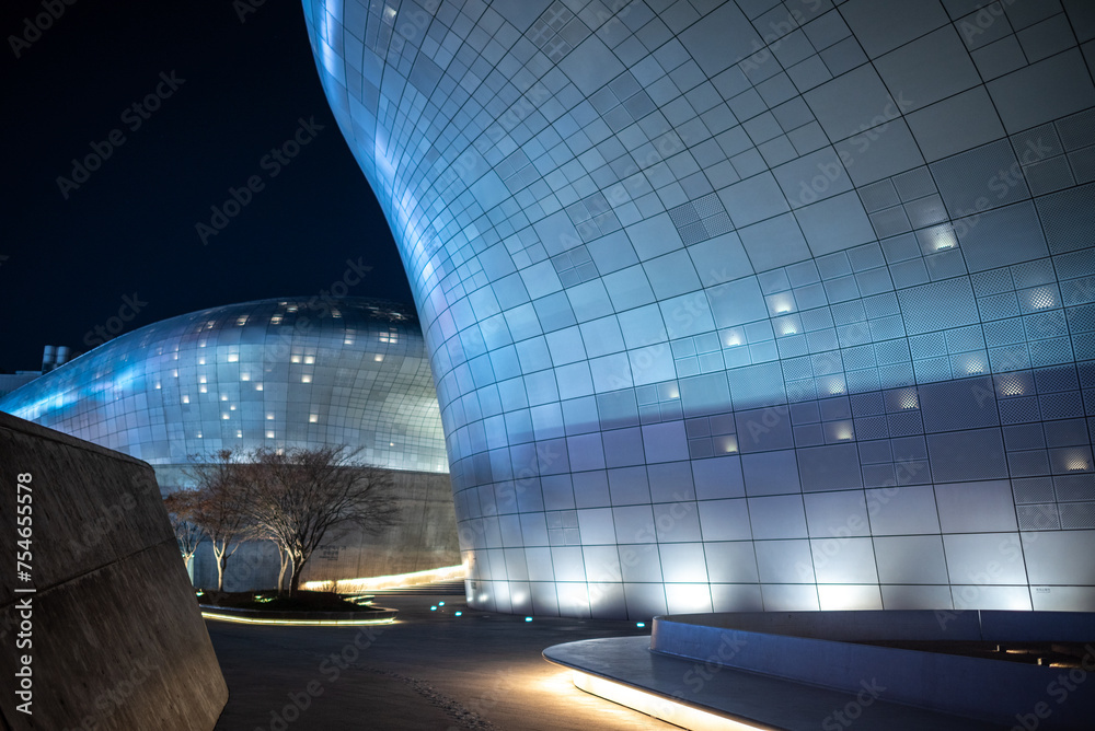 Dongdaemun Design Plaza landmark in Seoul, South Korea, futuristic ...