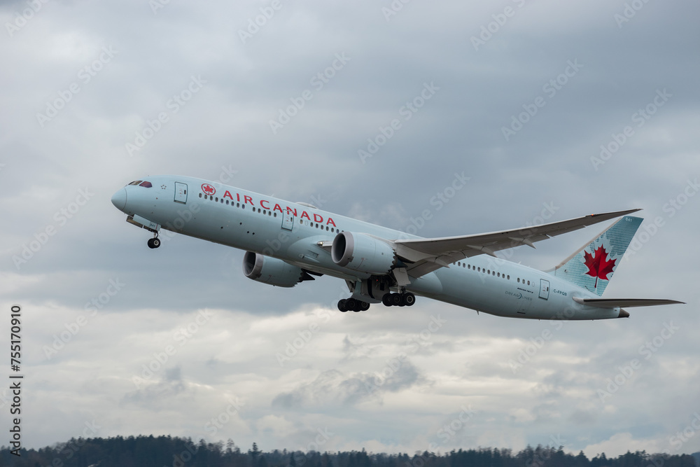 C-FPQB Air Canada Boeing 787-9 Dreamliner jet in Zurich in Switzerland ...