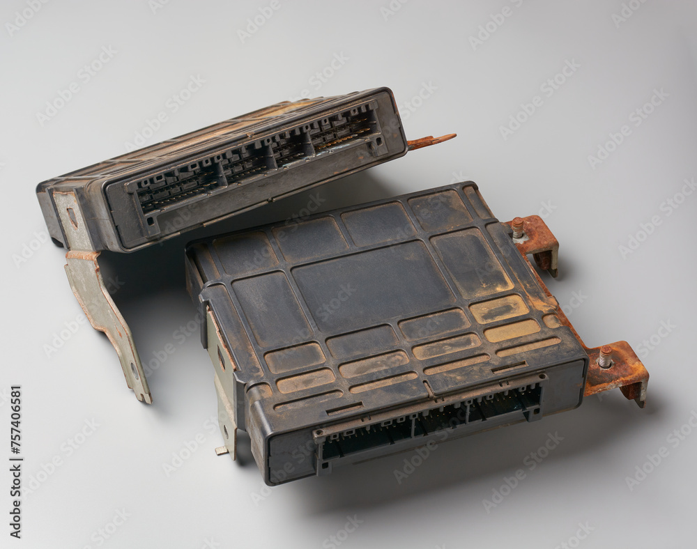 old and used car ecu, electronic control unit or ecm, electronic ...