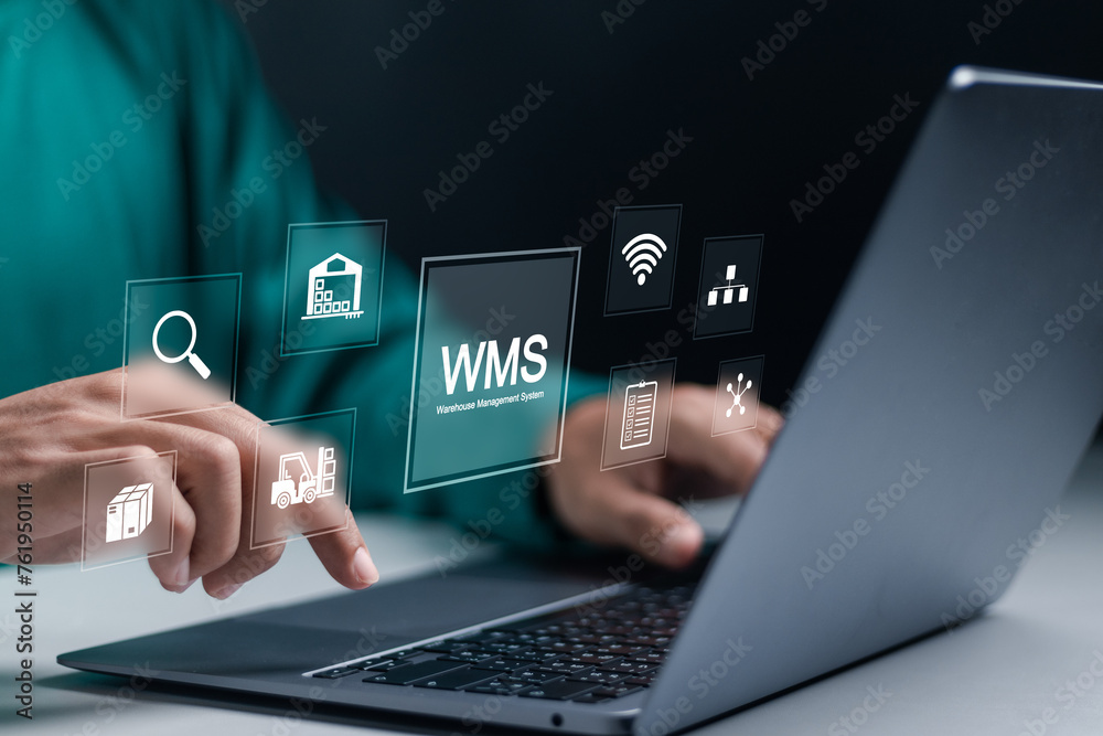 Foto de WMS, Warehouse Management System concept. Develop warehouse ...