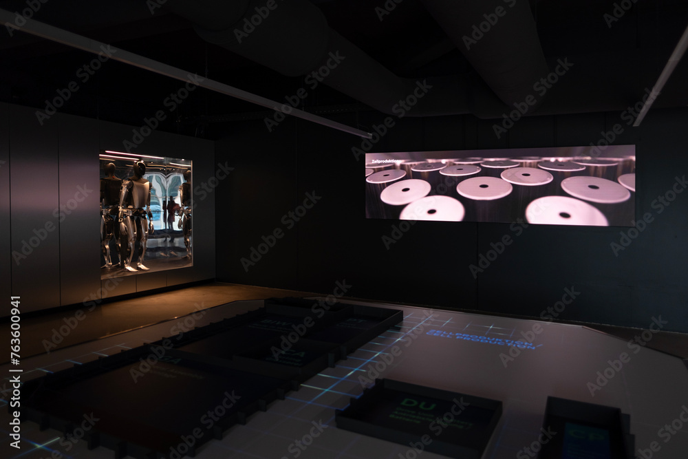 Tesla Bot Optimus robotic in Gigafactory Berlin-Brandenburg lobby ...