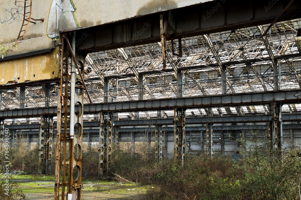 The crystal palace in Milan Lambrate, factory for the assembly line of ...