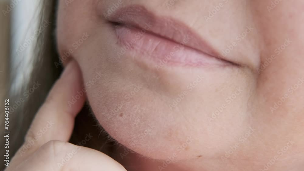 close-up Female face with Jowls, double chin, Skin sagging, Volume ...