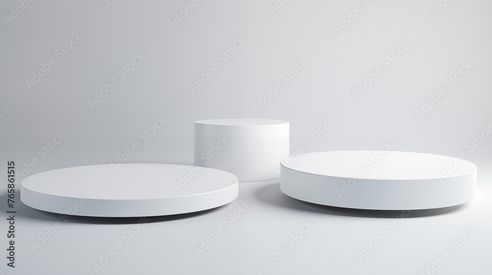 Petits podiums blancs et arrondis sur fond blanc. Piédestal, podium ...