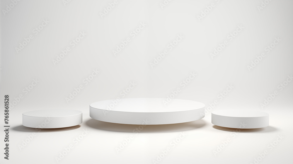Petits podiums blancs et arrondis sur fond blanc. Piédestal, podium ...