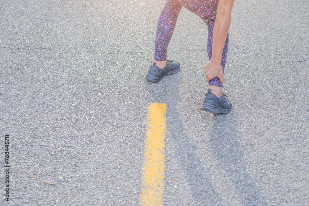 Pictures showing injuries to the body, organs, and leg muscles while ...