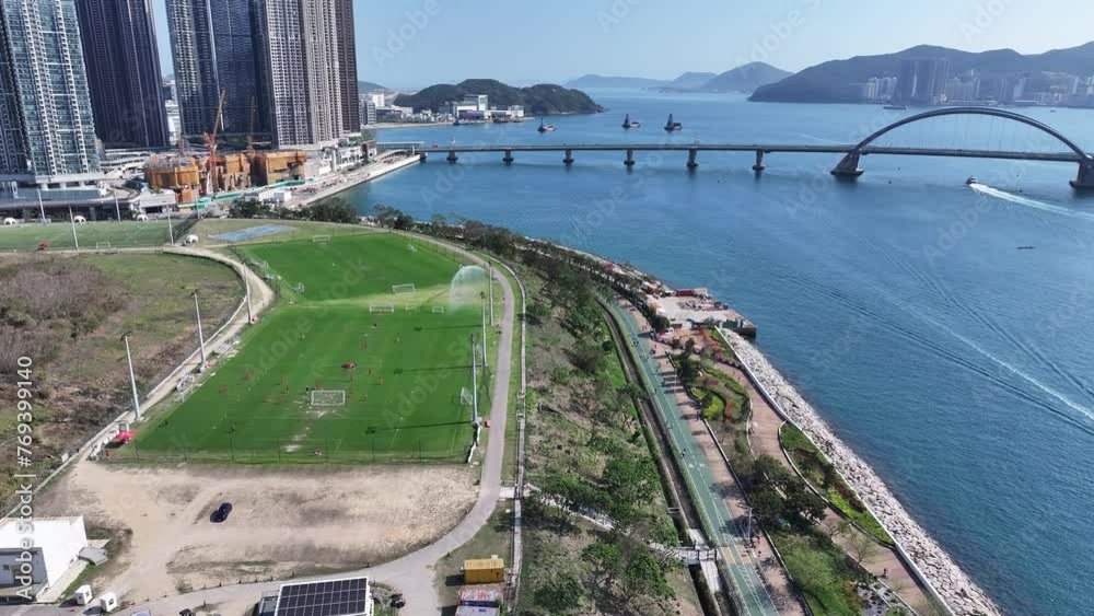 Hong Kong Tseung Kwan O Cross Bay Link Prefabricated steel arch bridge ...