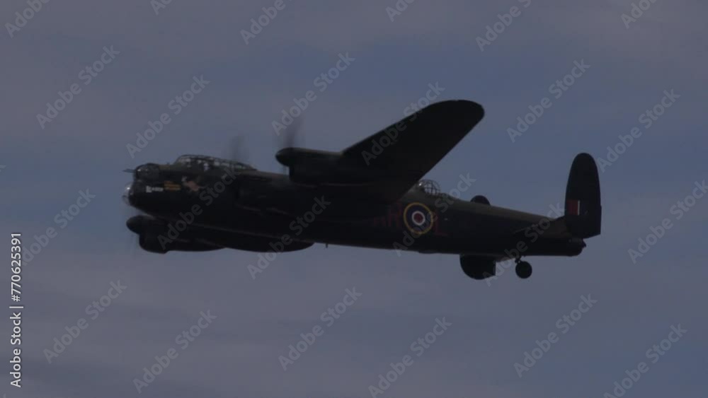 Avro Lancaster bomber world war 2 plane spitfire and Hawker Hunter in ...