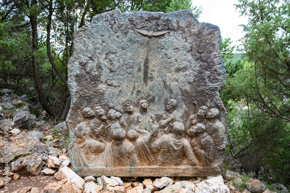 The Descent of the Holy Spirit – Third Glorious Mystery of the Rosary ...