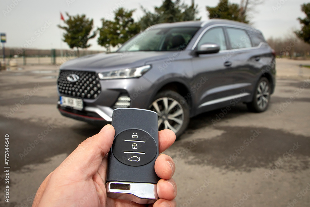 Chery Tiggo 7 Pro is a midsize SUV manufactured by Chinese automotive ...