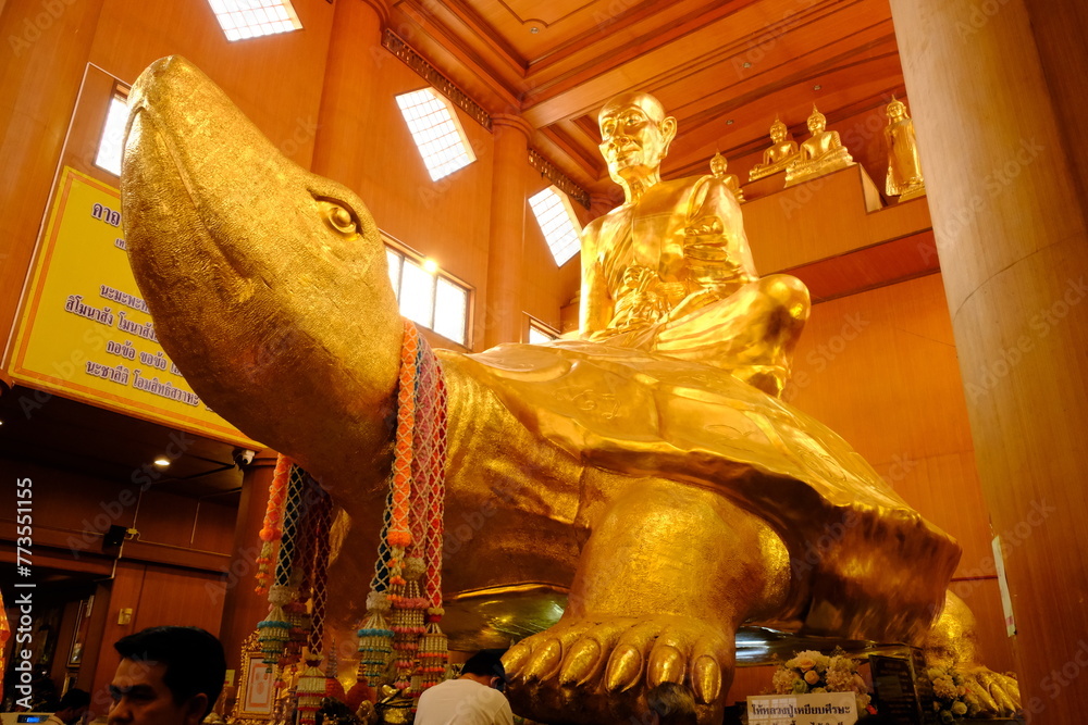 statue of buddha, LUANGPULIU, LuangPU LIU,wat rai tang tong,hai temple ...