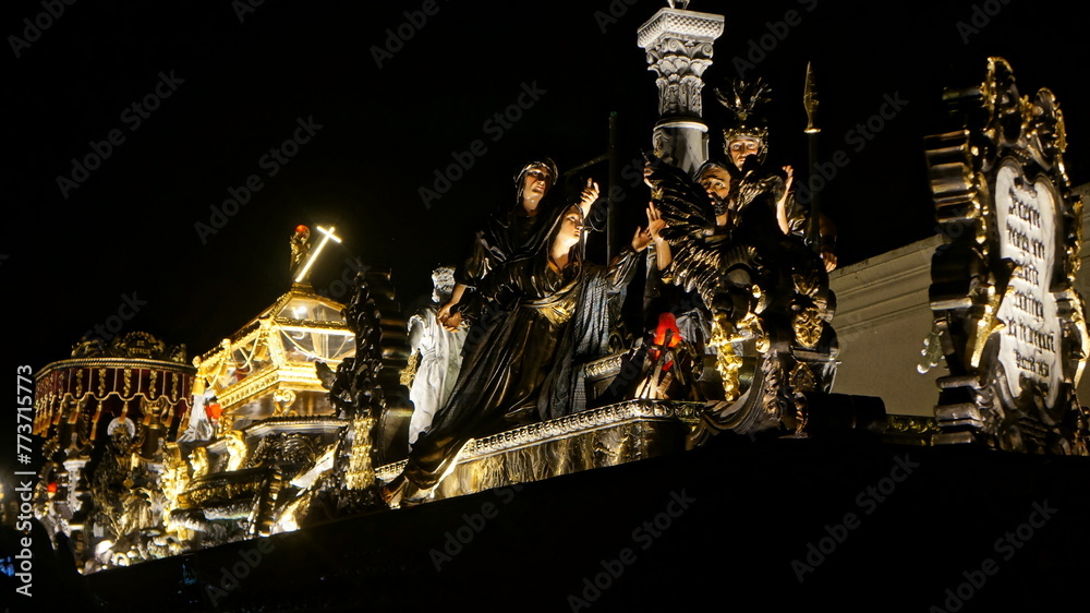 Procession of Jesus Sepultado and Virgin Mary of Escuela de Cristo ...