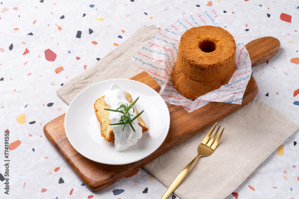 Café, vanilla, matcha, chocolate, black sesame, red velvet, chiffon ...