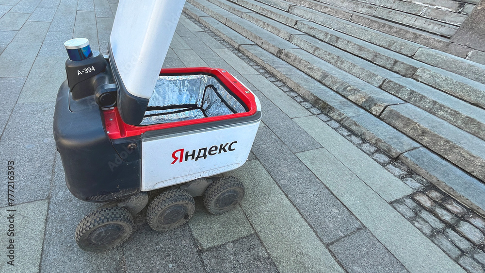 Moscow March 20 2023, Yandex delivery robot on the streets of Moscow ...
