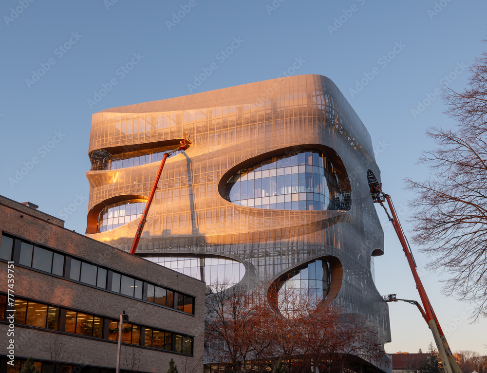 ROCHESTER, MN – 14 DEC 2023: The new Kellen Building on the Mayo Campus ...