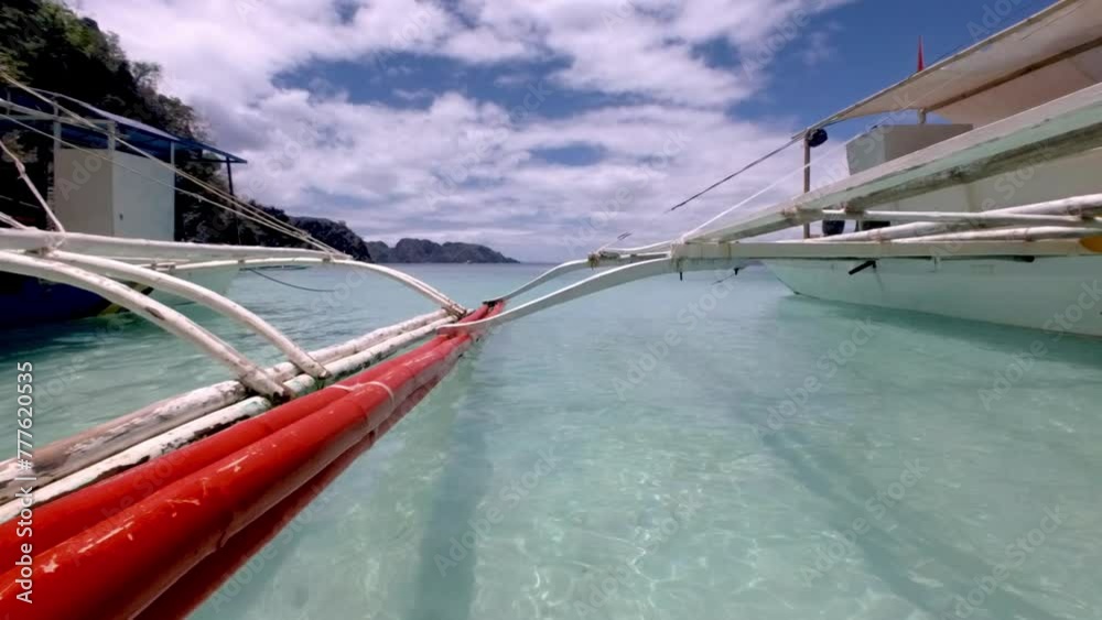 Kayangan Lake in Coron, Philippines - Filipino Boats Docked at Kayangan ...