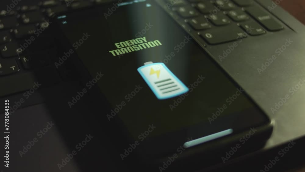 Vidéo Stock Energy Transition inscription on smartphone screen. Graphic ...