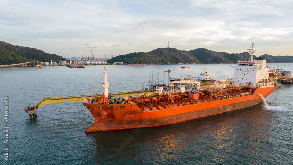 Oil tanker ship. Red Oil Tanker runing in the ocean sea. petroleum ship ...