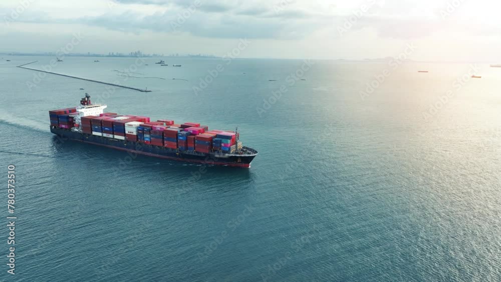 side view Cargo Container ship the ocean ship carrying container and ...