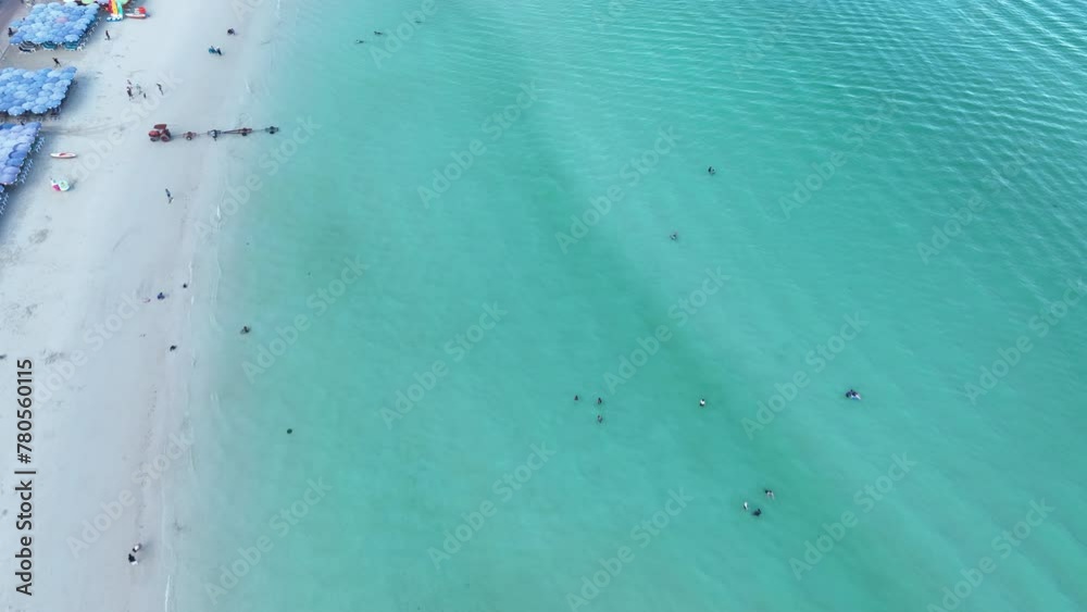 Vidéo Stock activity of happy people in Beautiful sand beach. Landscape ...