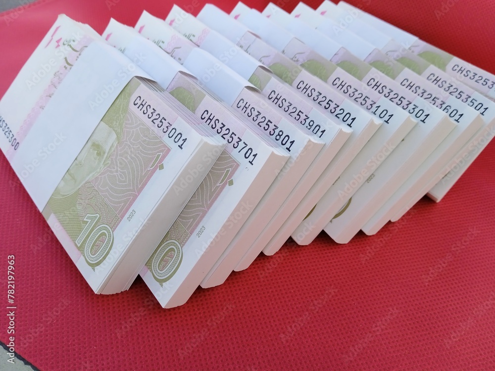 Bundle of Pakistani Currency. 10 Rupees note Pakistani, Pakistani ...