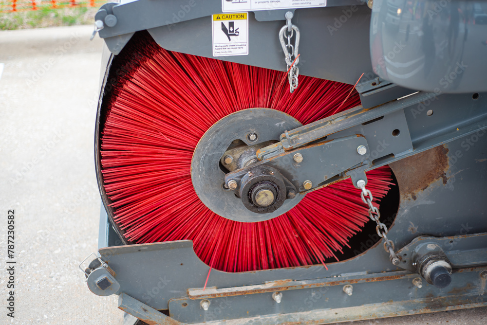 Mounting full-floating trailing arm with disposable steel tube ...