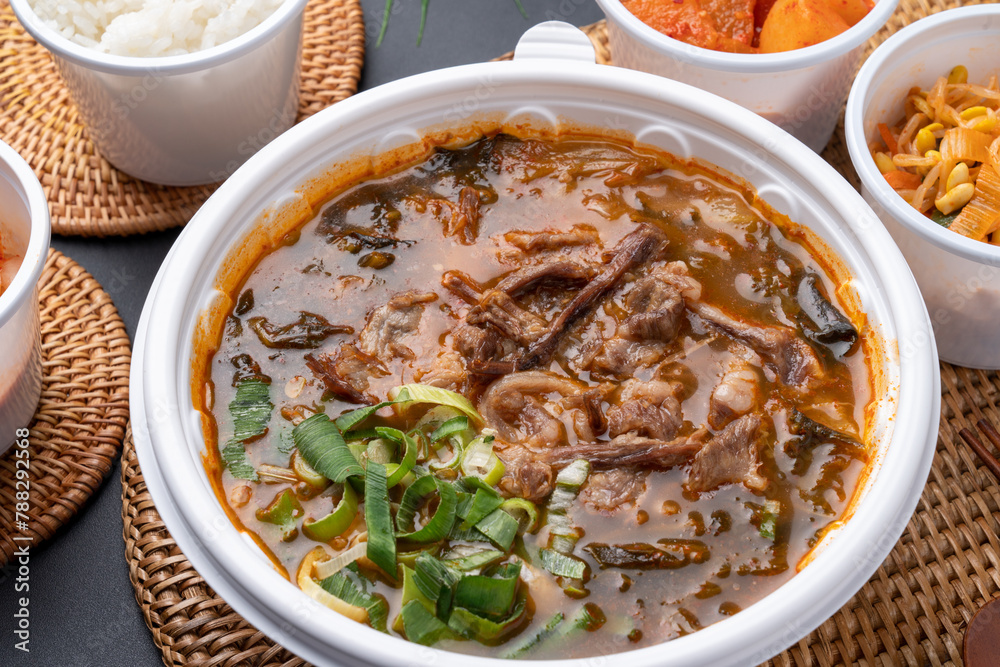 Korean food, Korean beef, beef sashimi, beef sashimi, raw pork belly ...